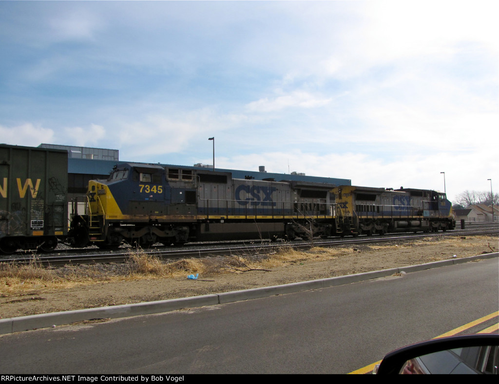CSX 7345 and 7811